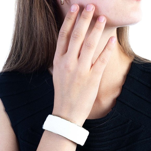 Isabel Marant | Jewelry | Isabel Marant Gold White Smoke Bracelet ...